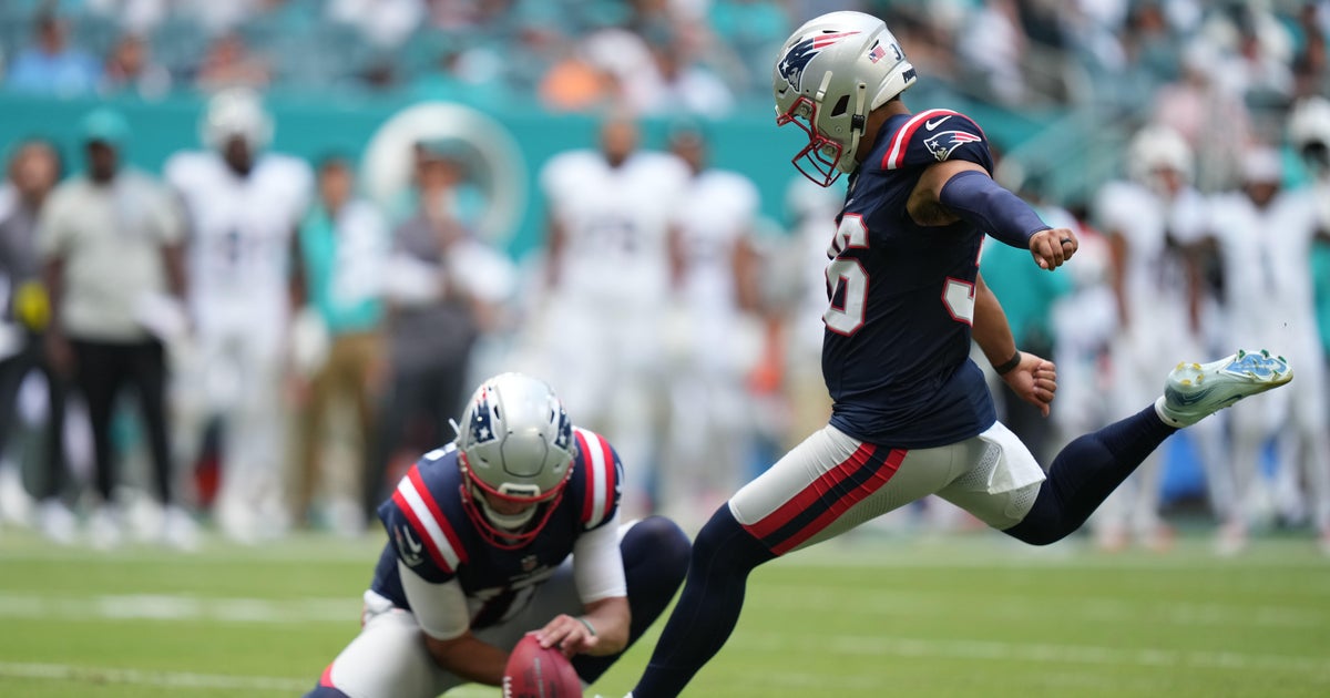 Mike Vrabel expressed confidence in Andy Borregales after Patriots ...