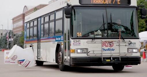 RTD hopes to hire more bus drivers, offers $4,000 signing bonuses - CBS ...
