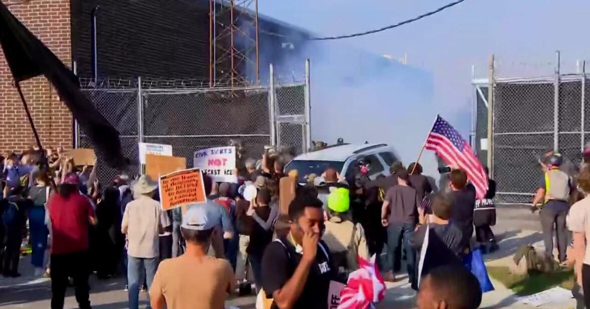 Confusion over charges after several arrests at protests outside ICE ...