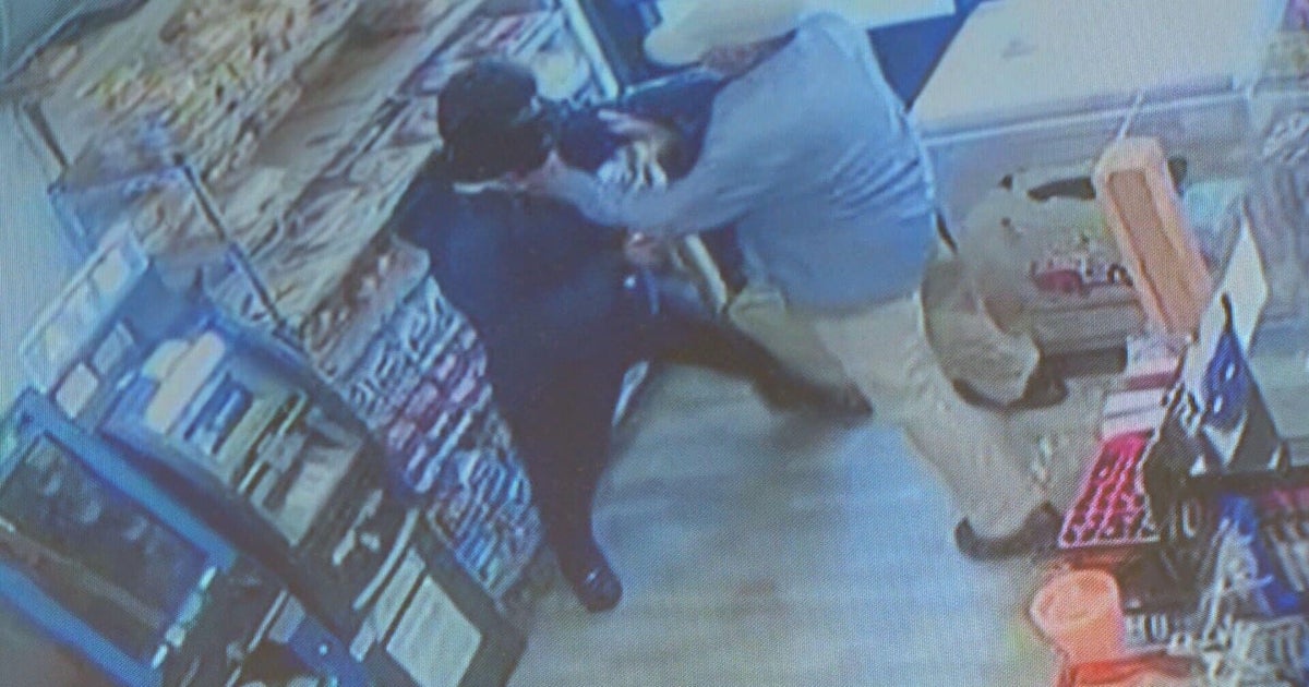 Clerk fights off armed robber in Chelsea convenience store - CBS Boston