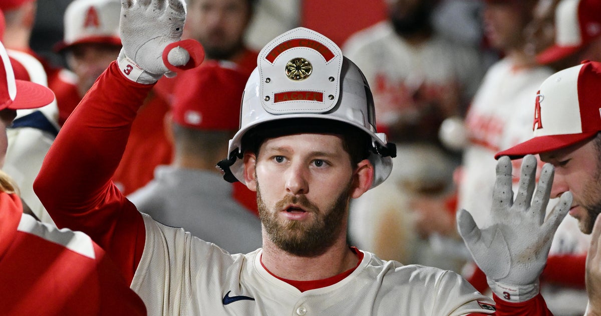 Ward homers, Jansen earns 475th save as Angels avoid sweep with 3-2 win ...