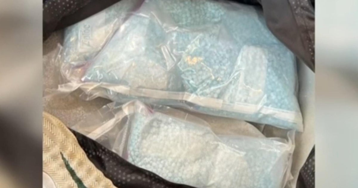 Feds seize thousands of counterfeit pills laced with drug 100 times ...