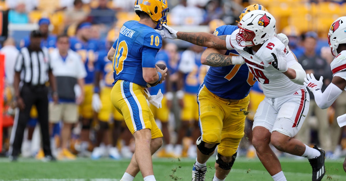 Pitt blows 10-point halftime lead, falls to Louisville - CBS Pittsburgh