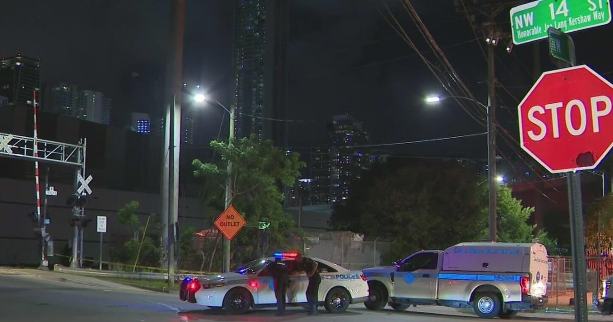 Bicyclist critically injured in Miami train crash - CBS Miami