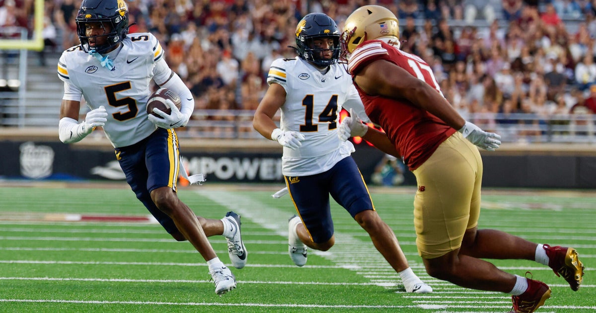 Jaron-Keawe Sagapolutele throws late TD and Luke Ferrelli picked off a ...