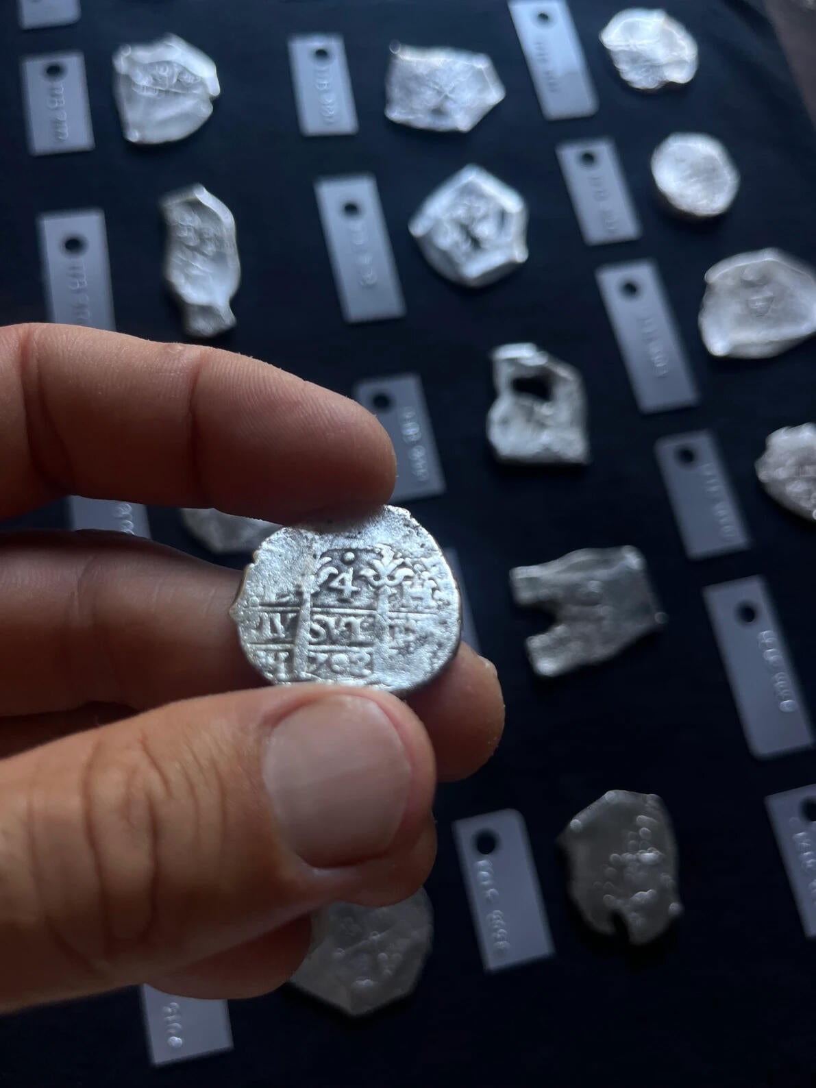 Treasure hunters discover $1 million in gold and silver coins from 1715 ...