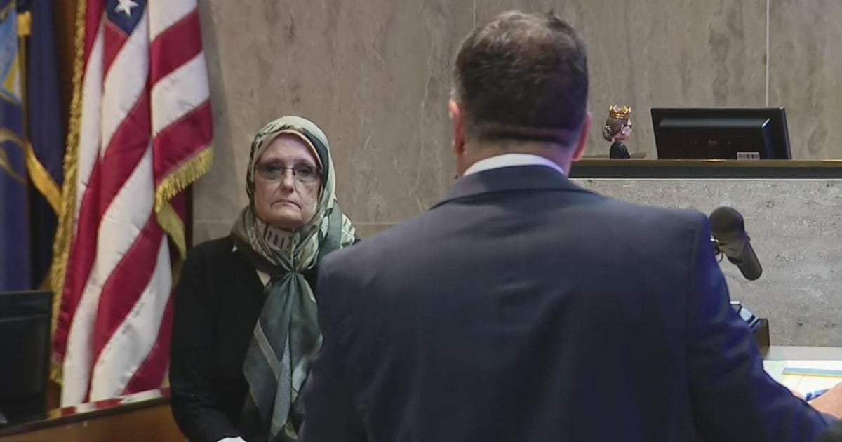 Wife of Rochester Hills murder victim testifies at trial against fake ...