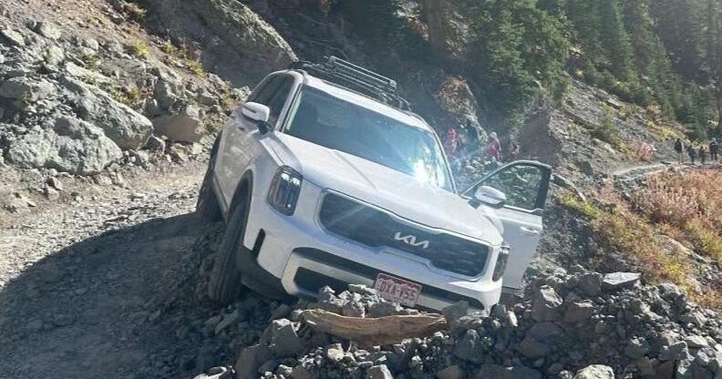 Black Bear Pass in southern Colorado reopens after Kia Telluride gets ...