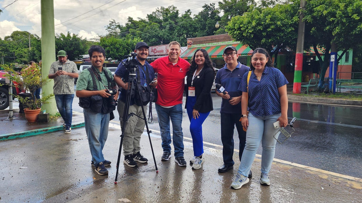 Journalist Mario Guevara speaks on deportation and time in ICE custody: "They destroyed my ...