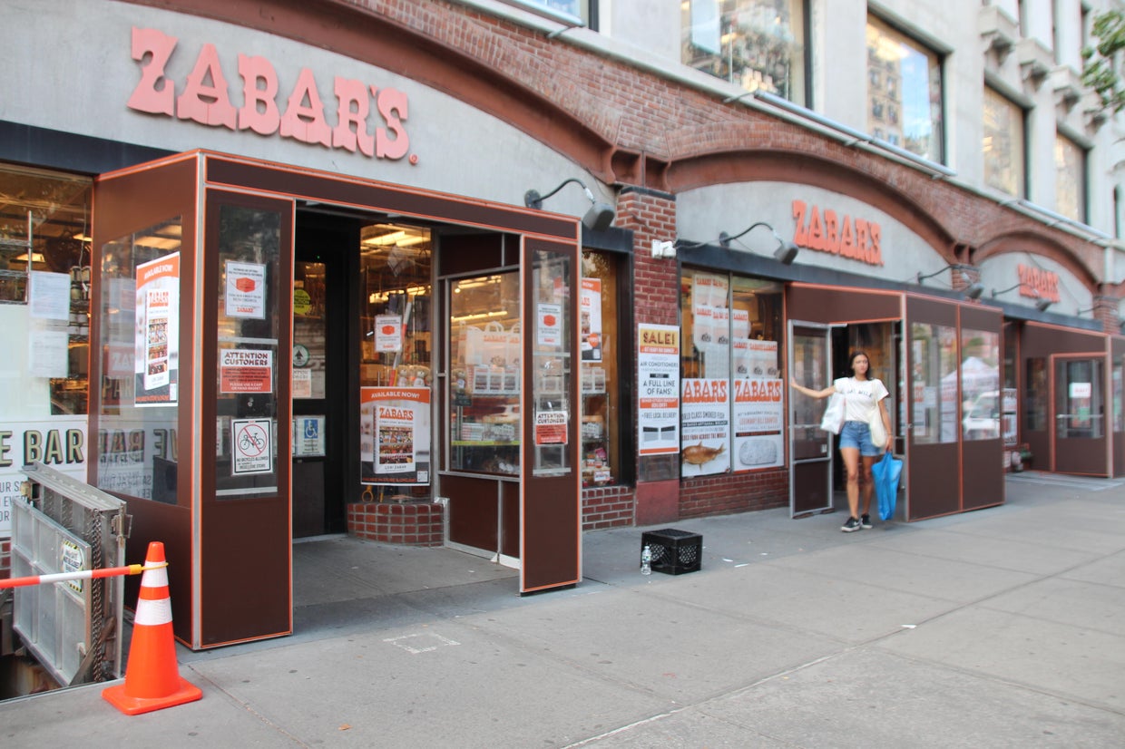Saul Zabar, icon of NYC food culture who led Zabar's on the Upper West ...