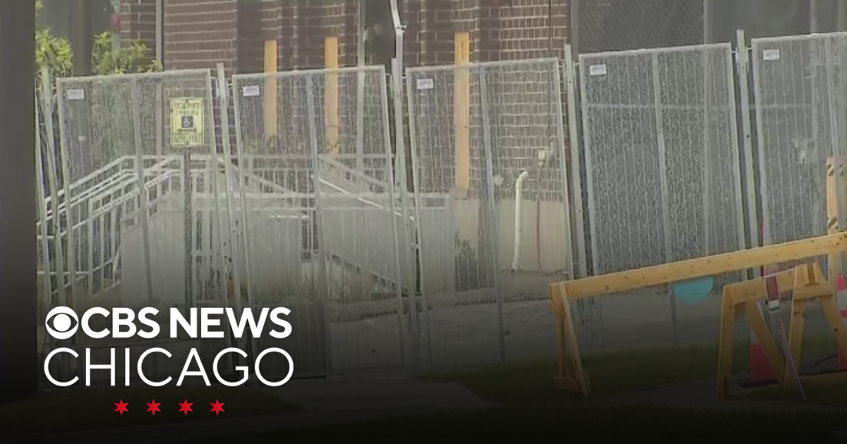 No sign of National Guard at Broadview, Illinois ICE facility - CBS Chicago