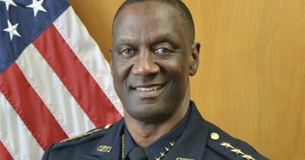 Oakland Police Chief Floyd Mitchell announces his resignation less than 2 years into the job ...