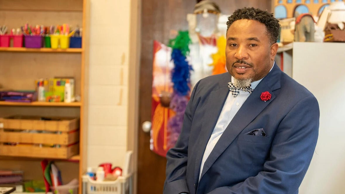 DeKalb County superintendent Devon Horton indicted on wire fraud charges in Illinois, officials ...