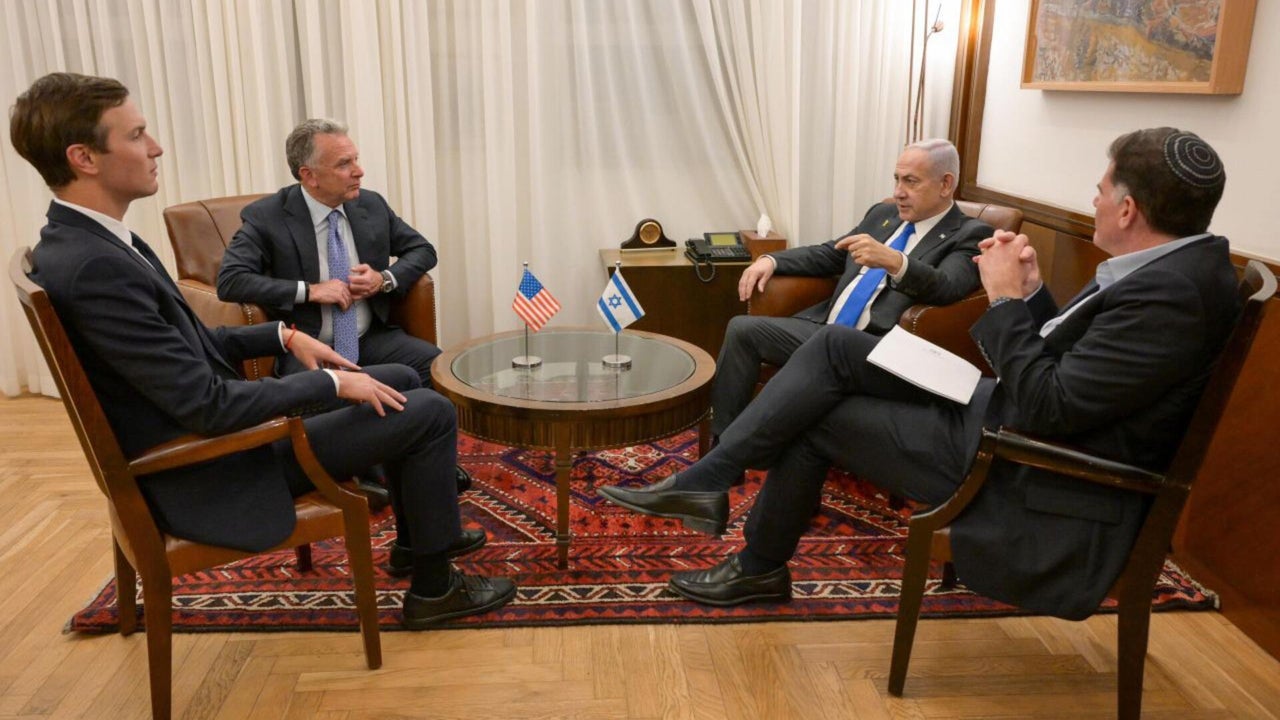 Hillary Clinton news - Today’s latest updates - CBS News