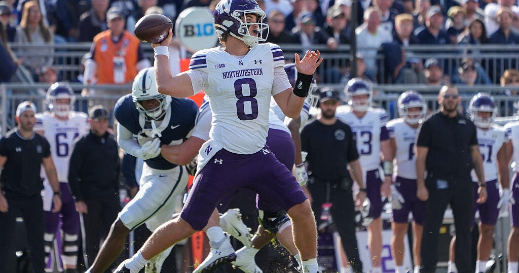 Komolafe scores late, leads Northwestern to 22-21 win over Penn State ...