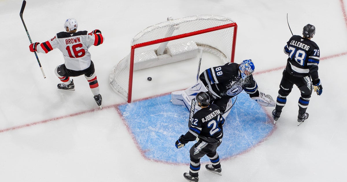 Connor Brown scores twice as Devils defeat Lightning - CBS New York