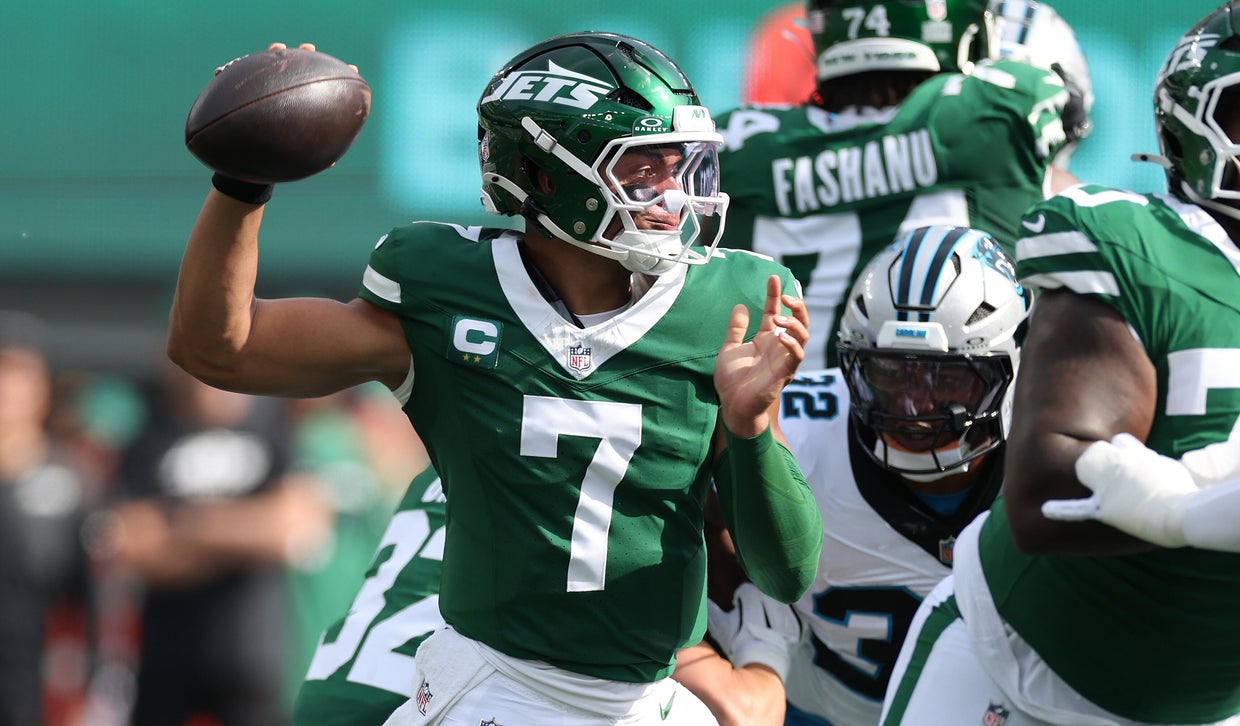 Jets starting quarterback for Sunday against Bengals remains a mystery ...