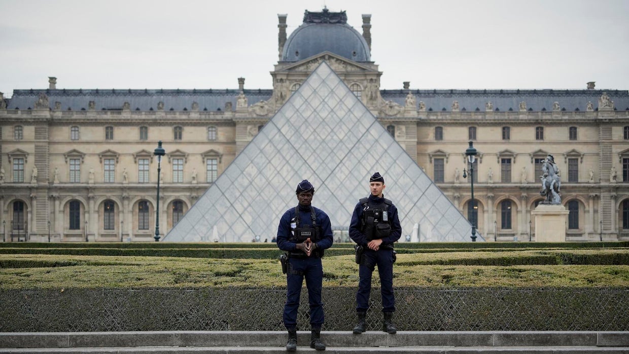 Arrested man is thought to be 4th member of Louvre heist crew, Paris ...