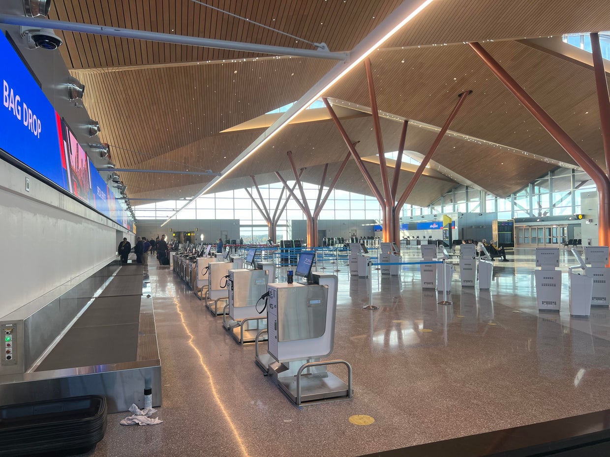 Take a look inside Pittsburgh International Airport's new $1.7 billion ...