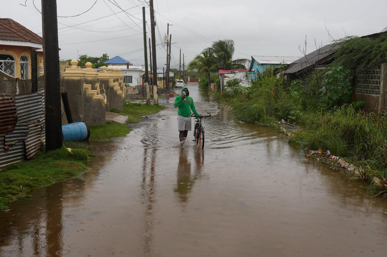 Hurricane Melissa threatens to bring catastrophic flooding, landslides ...