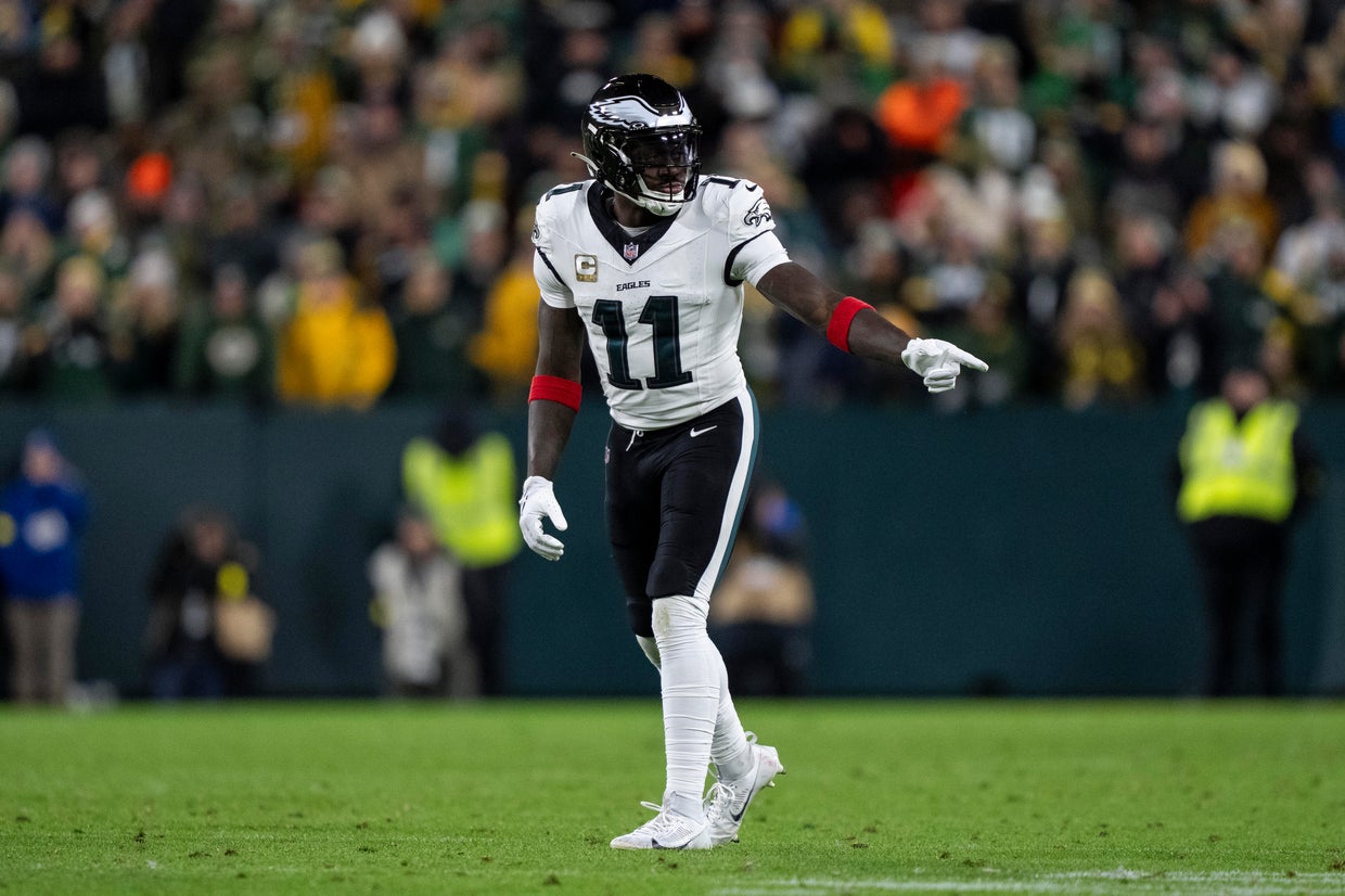 Philadelphia Eagles' A.J. Brown addresses Twitch comments with Janky ...