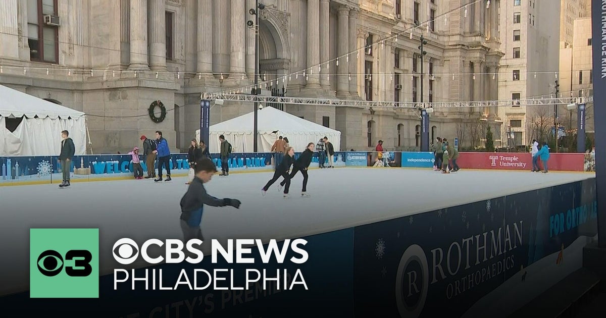 The ice skating rink at Dilworth Park in Philadelphia opens for holiday ...