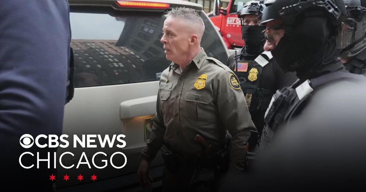 Border Patrol Commander Gregory Bovino leaves Chicago - CBS Chicago