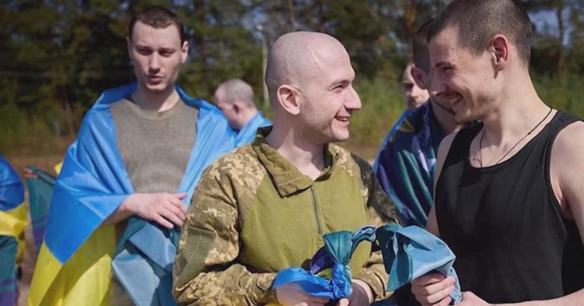 Ukrainian veterans in Dallas shares harrowing frontline stories - CBS Texas