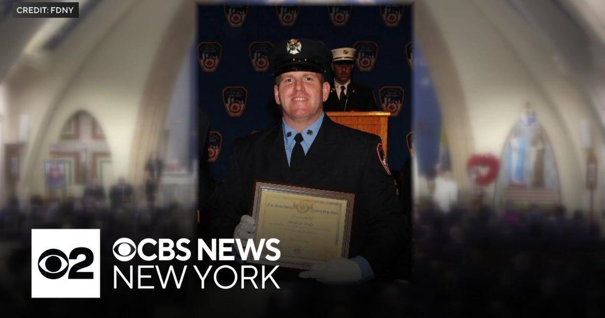 Hundreds gather at funeral to honor fallen FDNY Firefighter Patrick ...