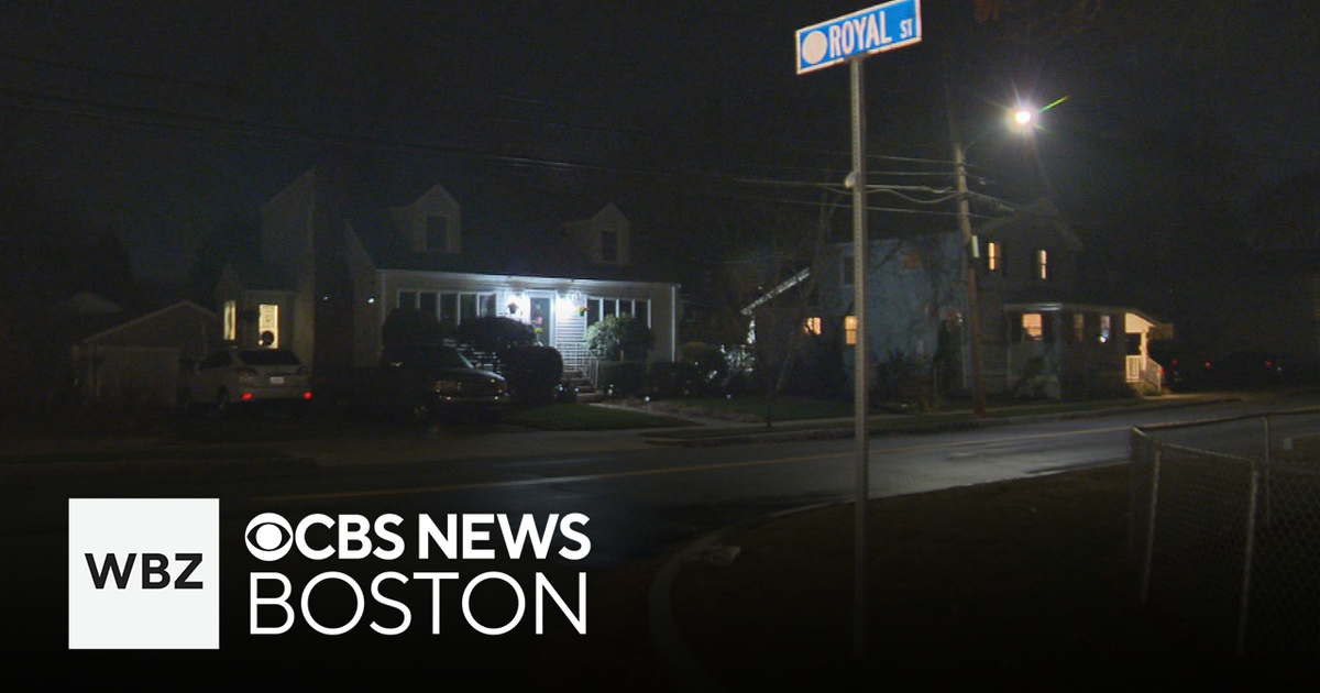 13-year-old boy riding electric dirt bike killed in Stoneham crash - CBS Boston