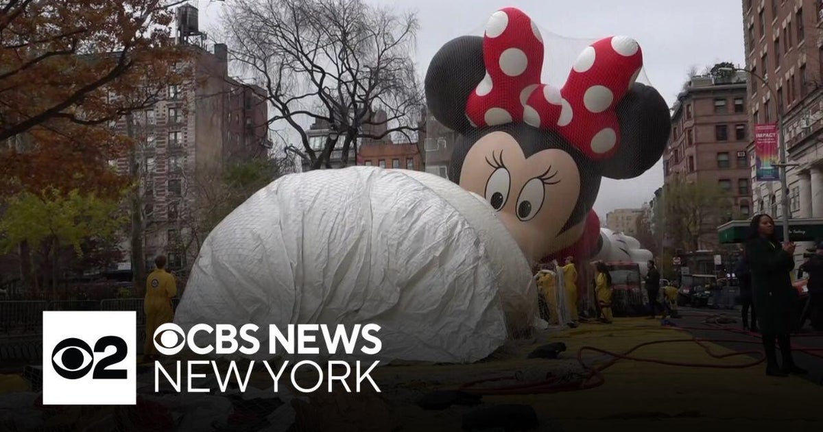 Final preps underway for Macy's Thanksgiving Day Parade - CBS New York