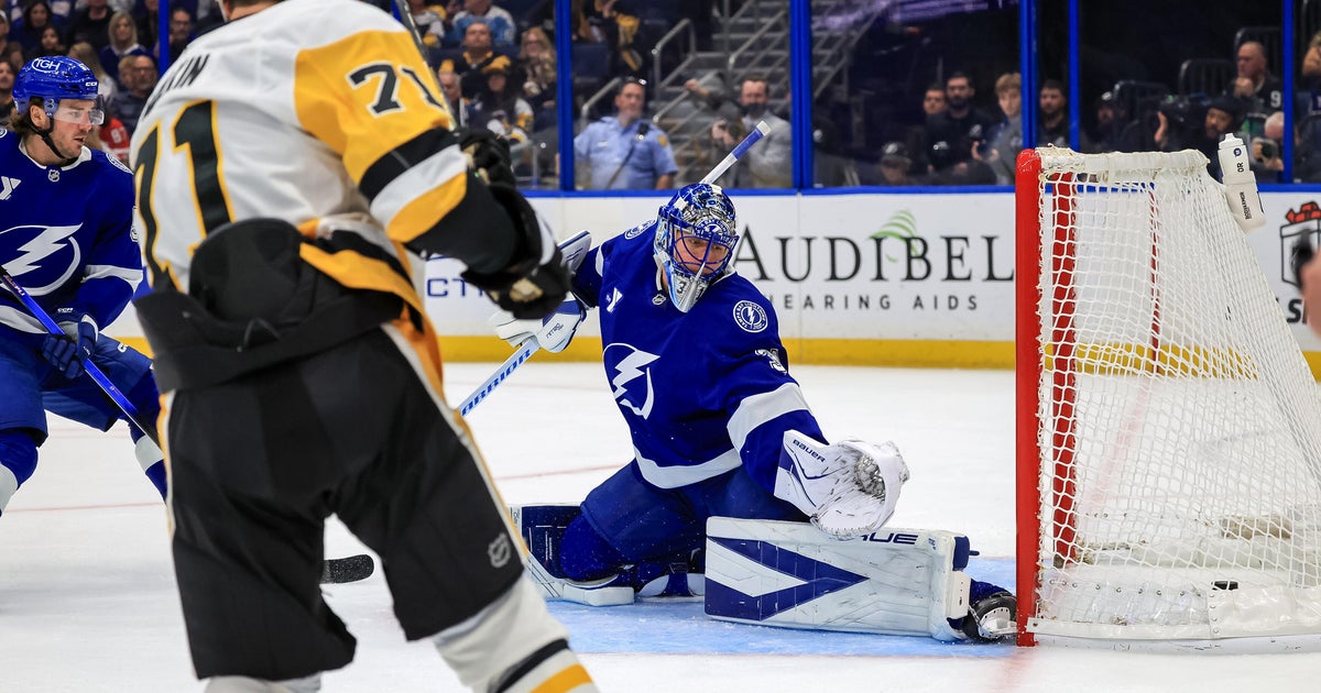 Malkin breaks late tie with 2nd goal of game, Penguins beat Lightning 4-3 - CBS Pittsburgh