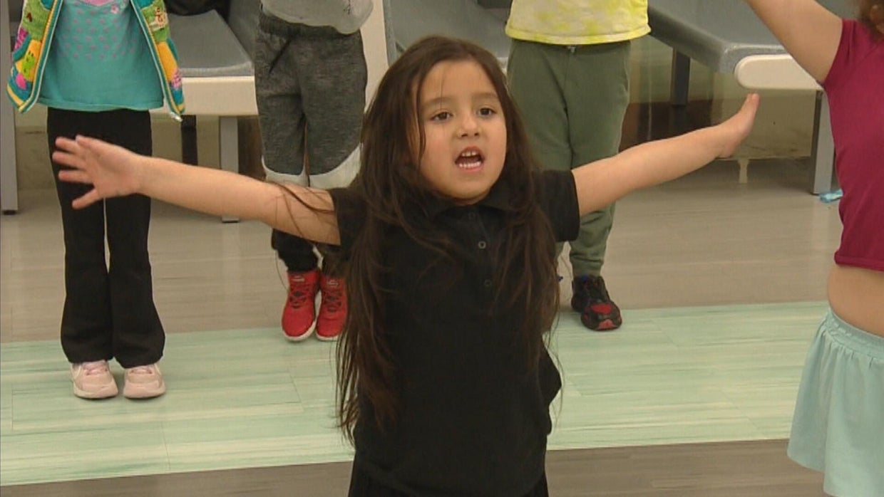 Denver Pioneers Cheer Squad hosts clinic for kids at Boys & Girls Clubs ...
