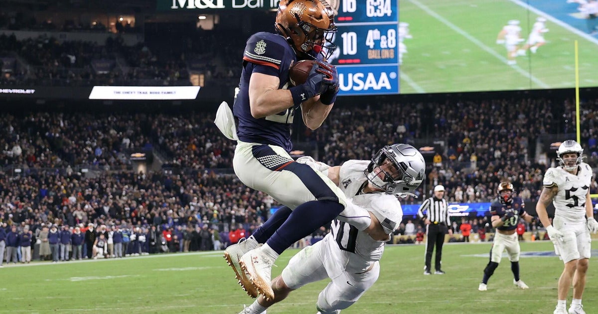 No. 22 Navy rallies to beat Army 17-16 thanks to late 4th-and-goal ...