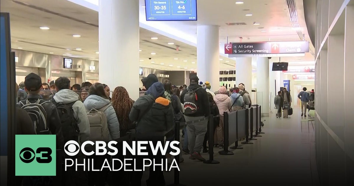 Security lines packed at Philadelphia International Airport ahead of ...