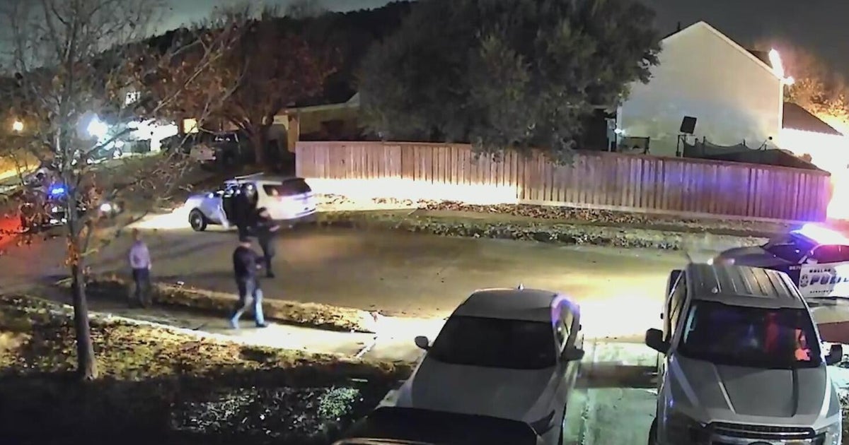 South Oak Cliff football player in jail for allegedly shooting teammate ...