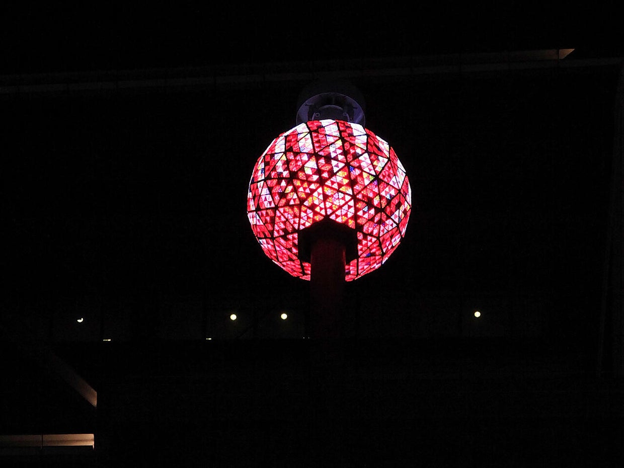 The history of the New Year's Eve ball drop - CBS News