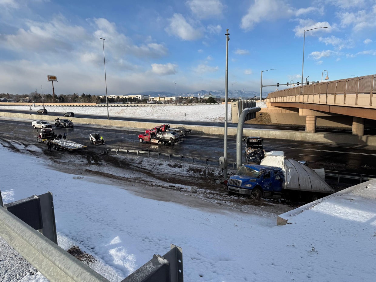Crash causes closure of I-25 N in northern Denver metro area, multiple ...