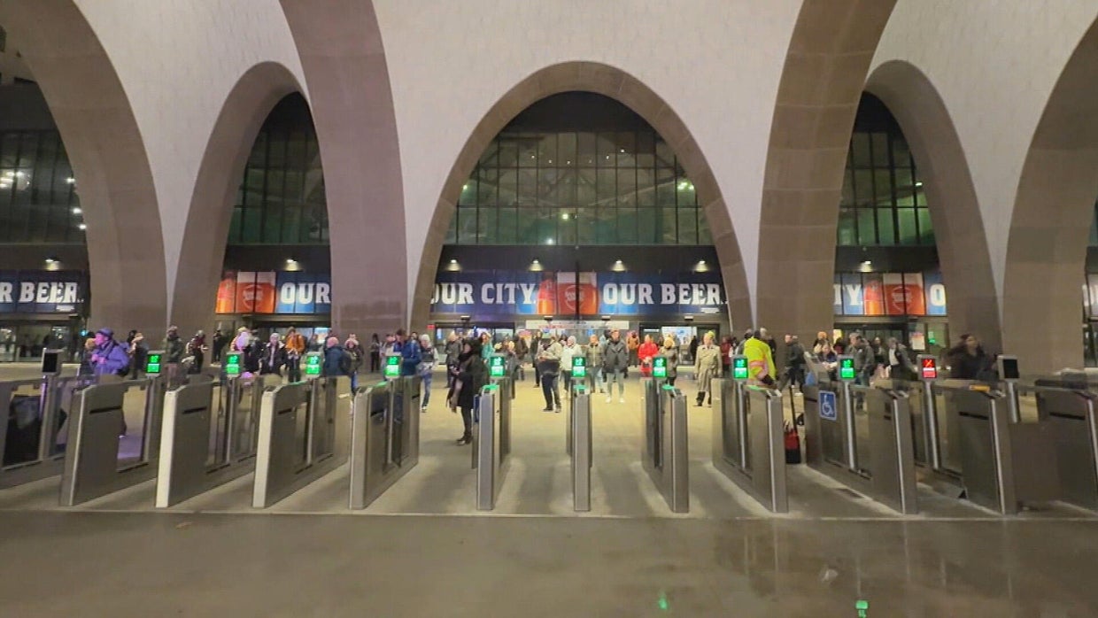 New fare gates for Commuter Rail, Amtrak riders activated at Boston's ...