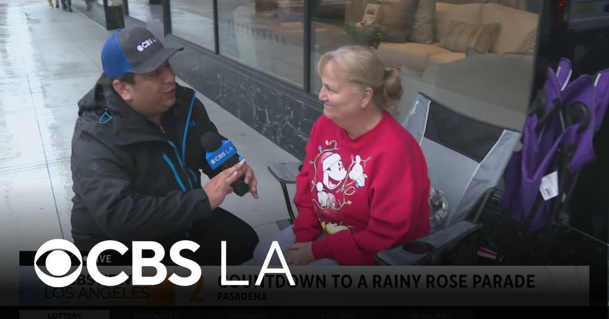 Crowds set up along Rose Parade route - CBS Los Angeles