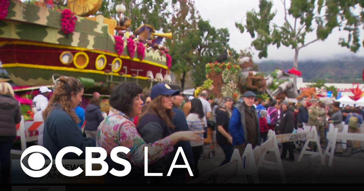 Floatfest offers spectators chance to look at Rose Parade's spectacular ...