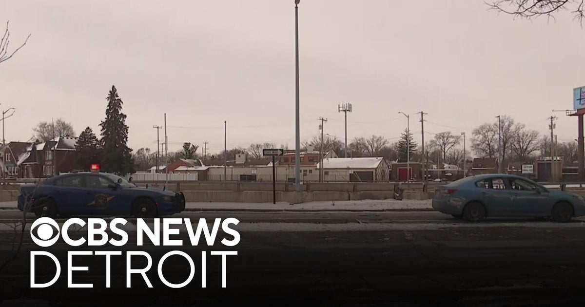 2 hospitalized after shooting on Lodge Freeway in Detroit - CBS Detroit