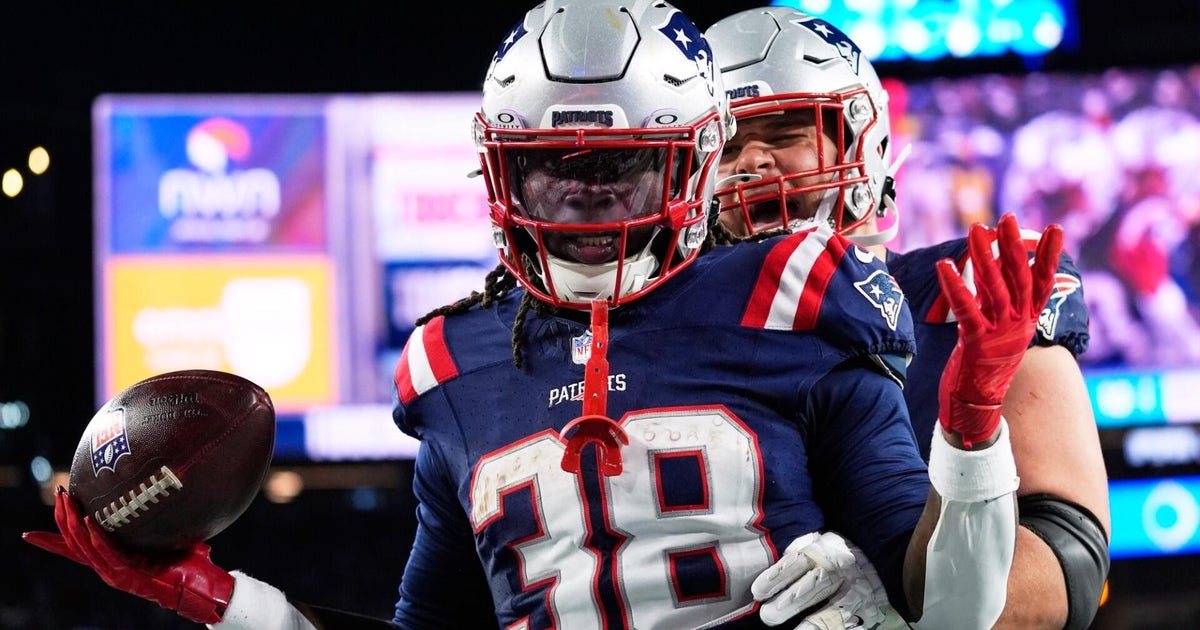 Patriots pull away to beat Dolphins, seal No. 2 seed in postseason ...