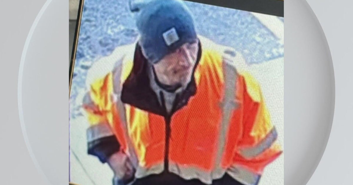 Denver police and FBI search for bank robber who targeted USBank on ...