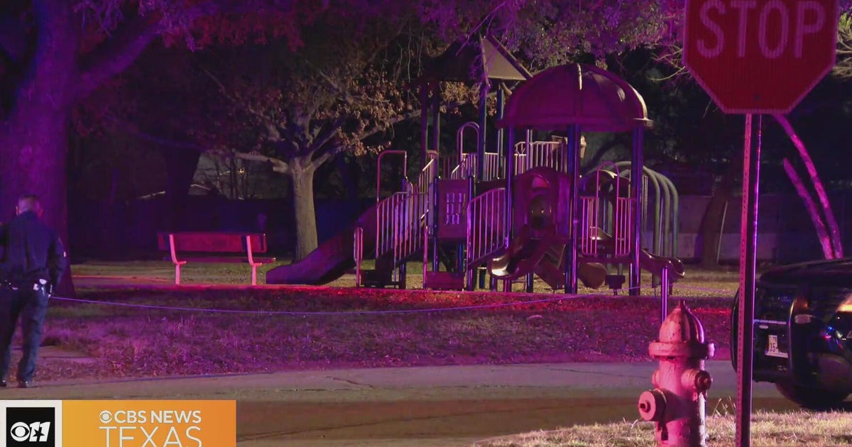 Shooting at Fort Worth park late Thursday night leaves man dead - CBS Texas
