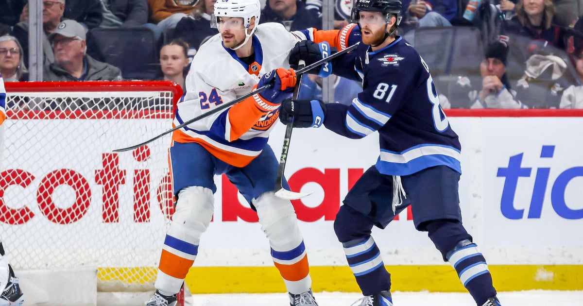 Lowry, Connor each have goal and assist as Jets beat Islanders 5-4 ...