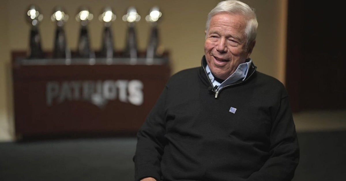 Robert Kraft says Patriots playoff atmosphere "brought me back to the ...