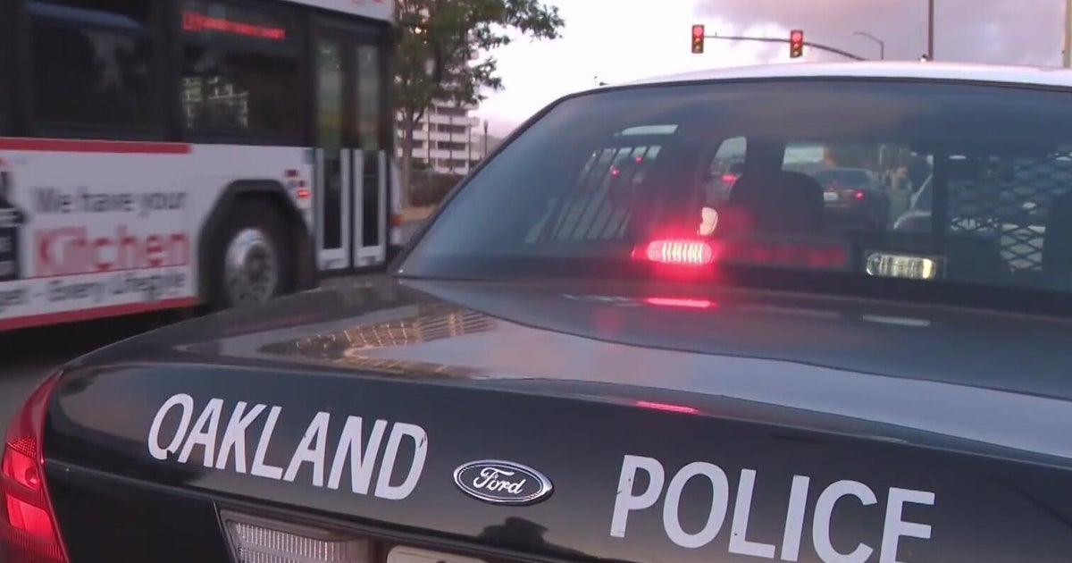 Oakland police preparing for city’s Super Bowl watch party - CBS San ...