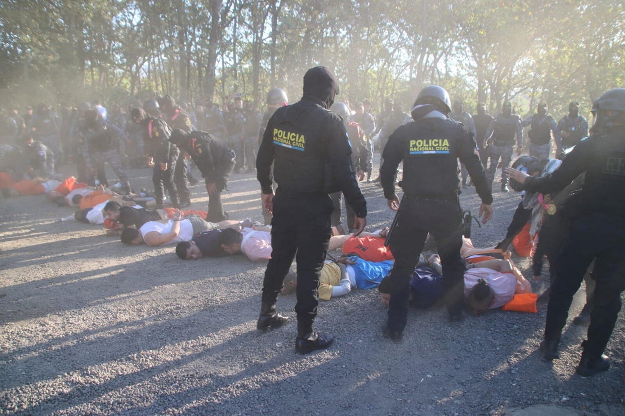 8 police officers killed in attacks in Guatemala after prison crackdown ...