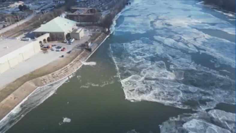 Ice blocks intake at Pittsburgh Water treatment plant - CBS Pittsburgh